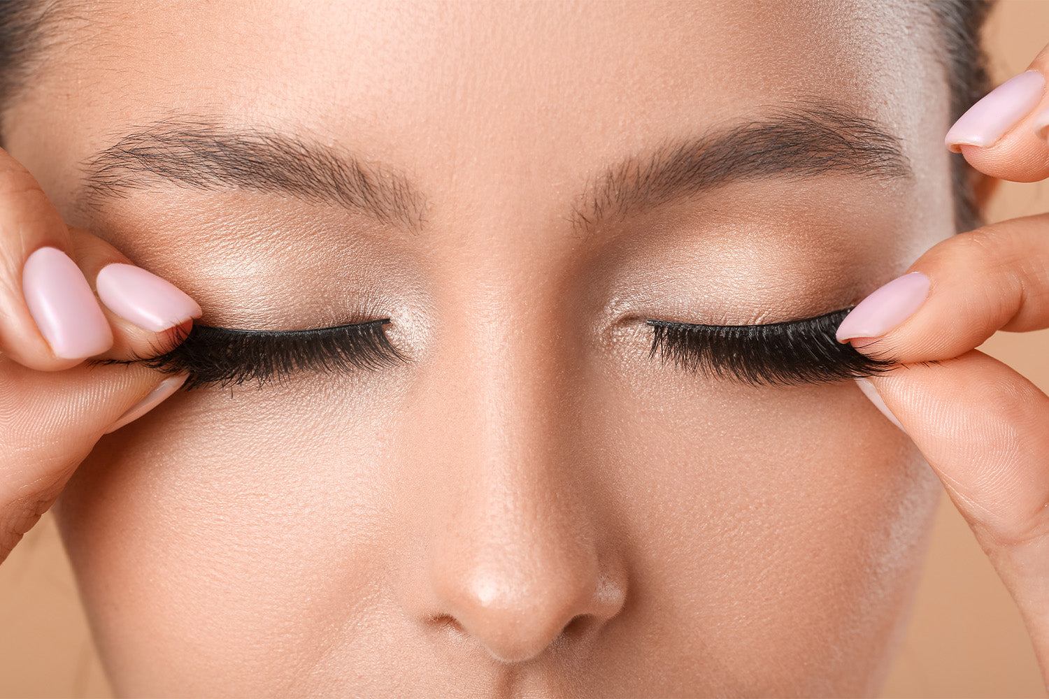 Fake Eyelashes With Mascara