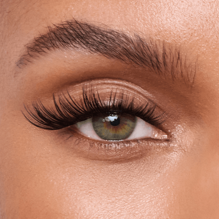 The Inventor of DIY Lash Extensions – Lashify